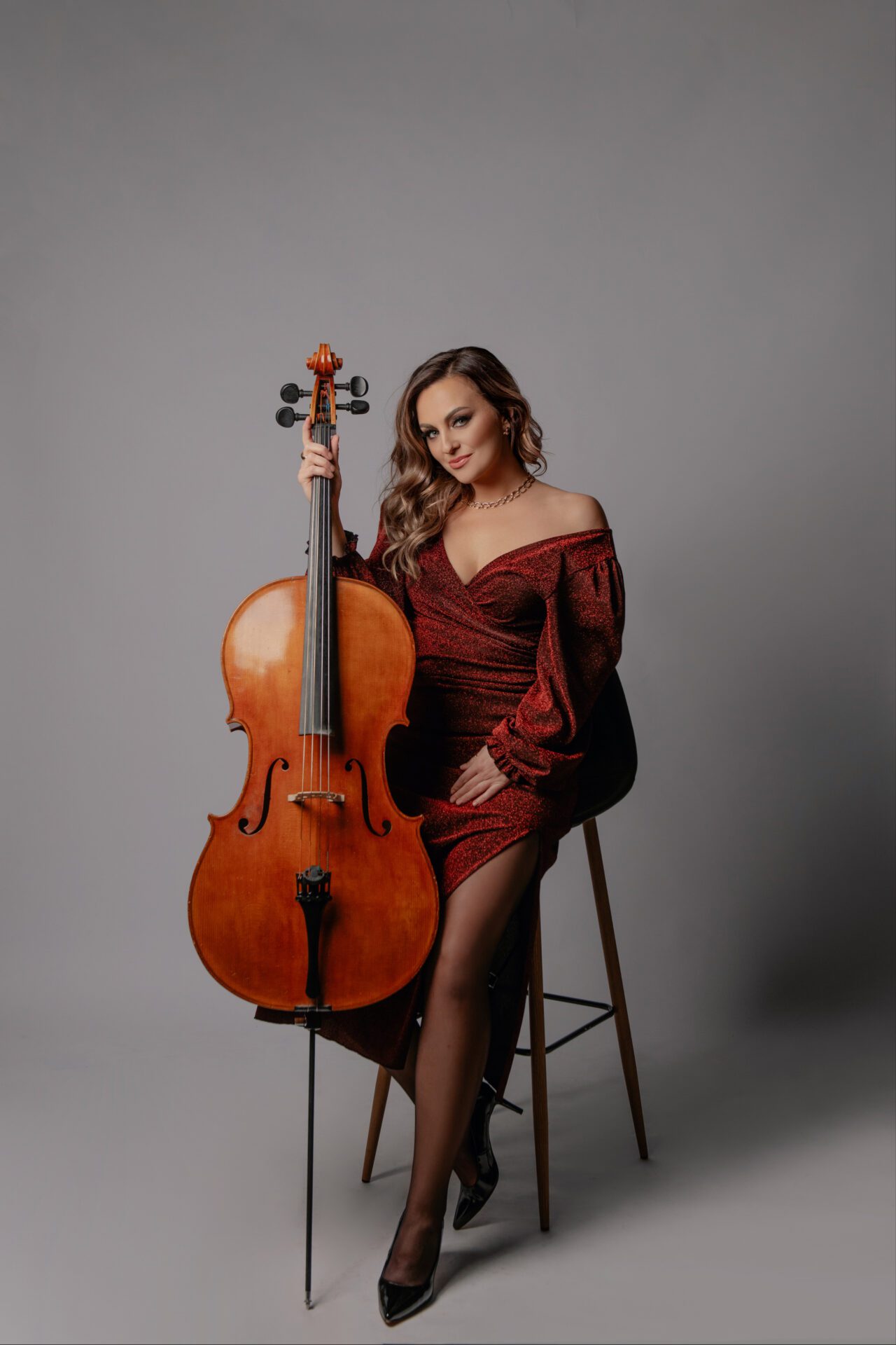 Duo DIVINE - Kateřina Lískovcová, housle & Iris Moris, violoncello